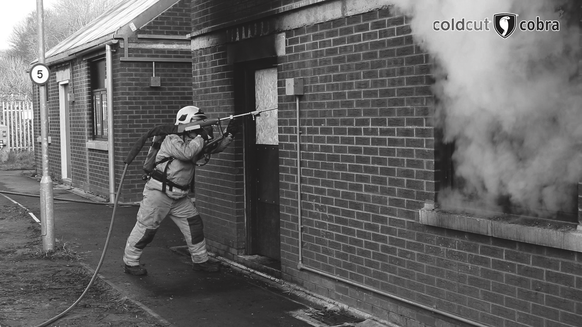 COLDCUT™ COBRA – Extinguishing Cutter – Esteri Group